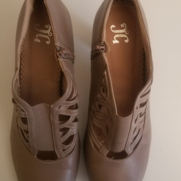 JC | Shoes | Heel Shoes Tan With Zip | Poshmark